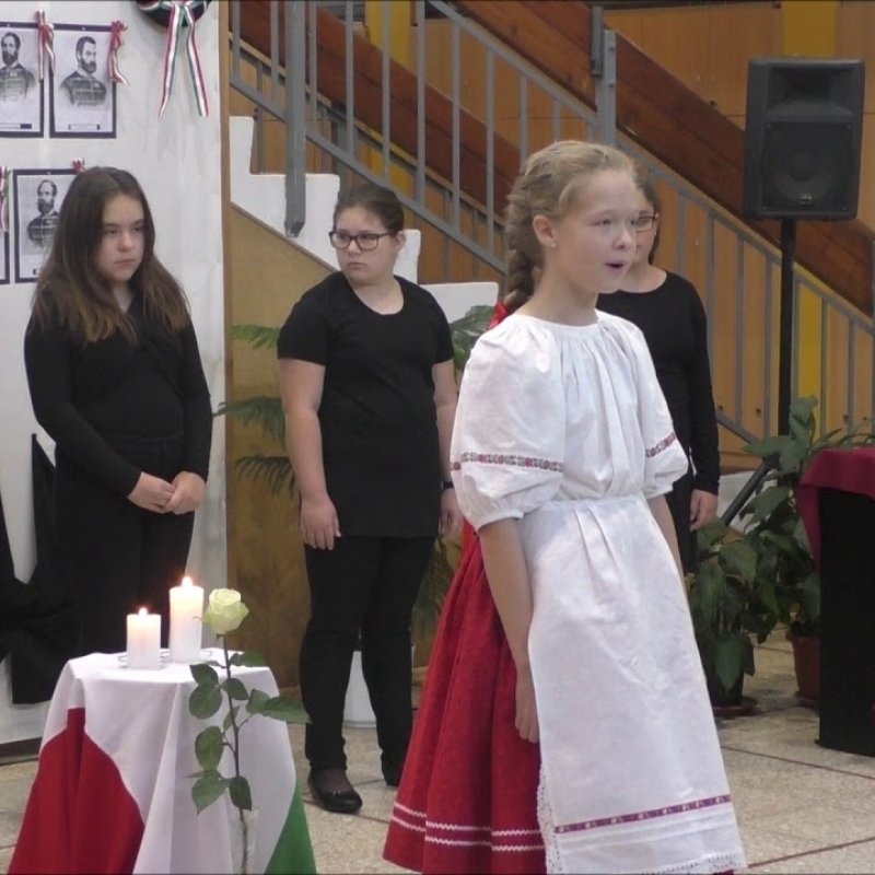Irinyi János Református Oktatási Központ Tompa Mihály Általános ...